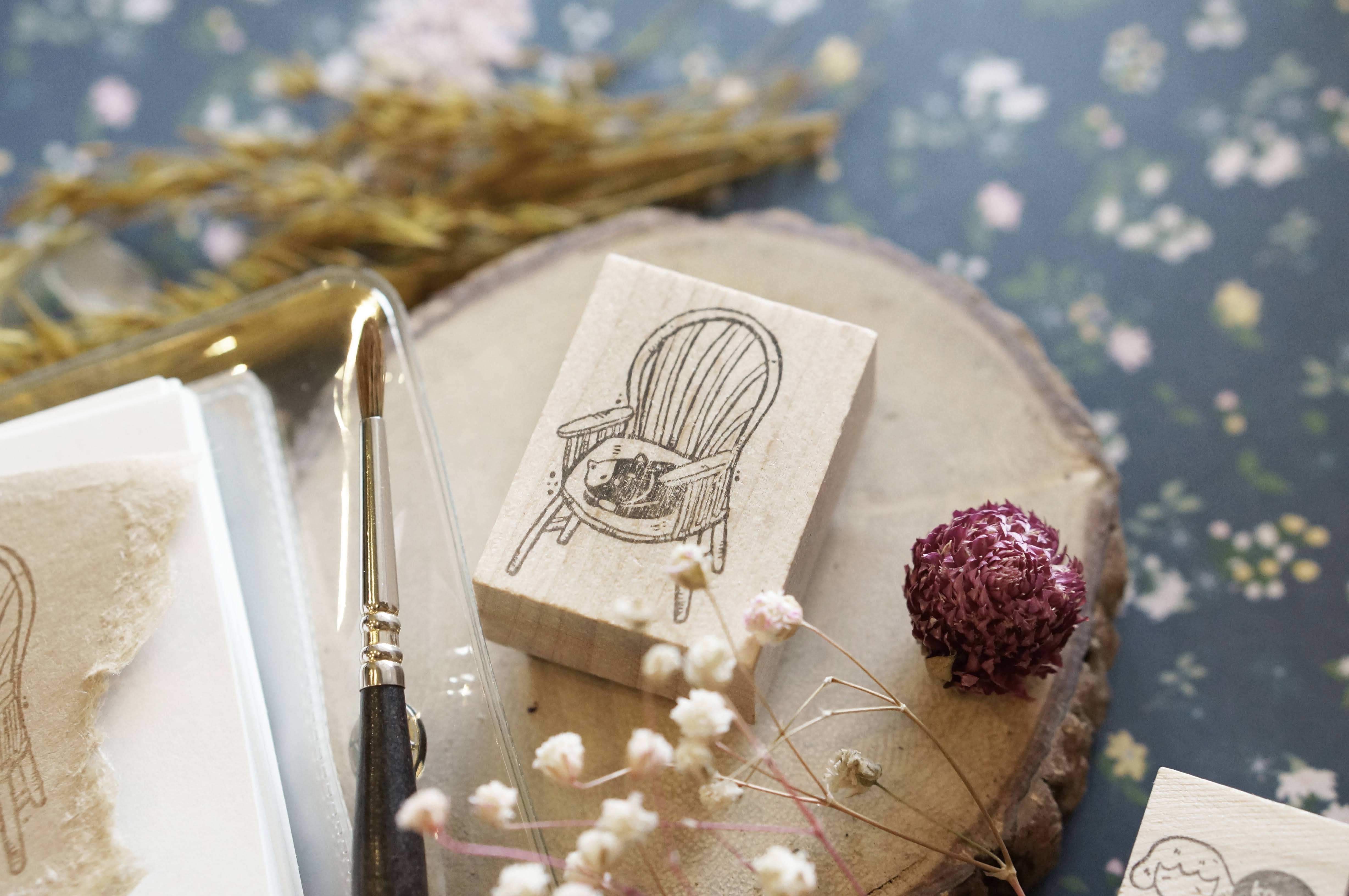Kamikamichop Cat on Chair Rubber Stamp – Journal Station
